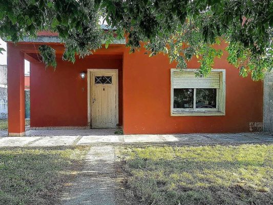 CASA EN VENTA – Mitre 2000 – Coronel Suarez Propiedades